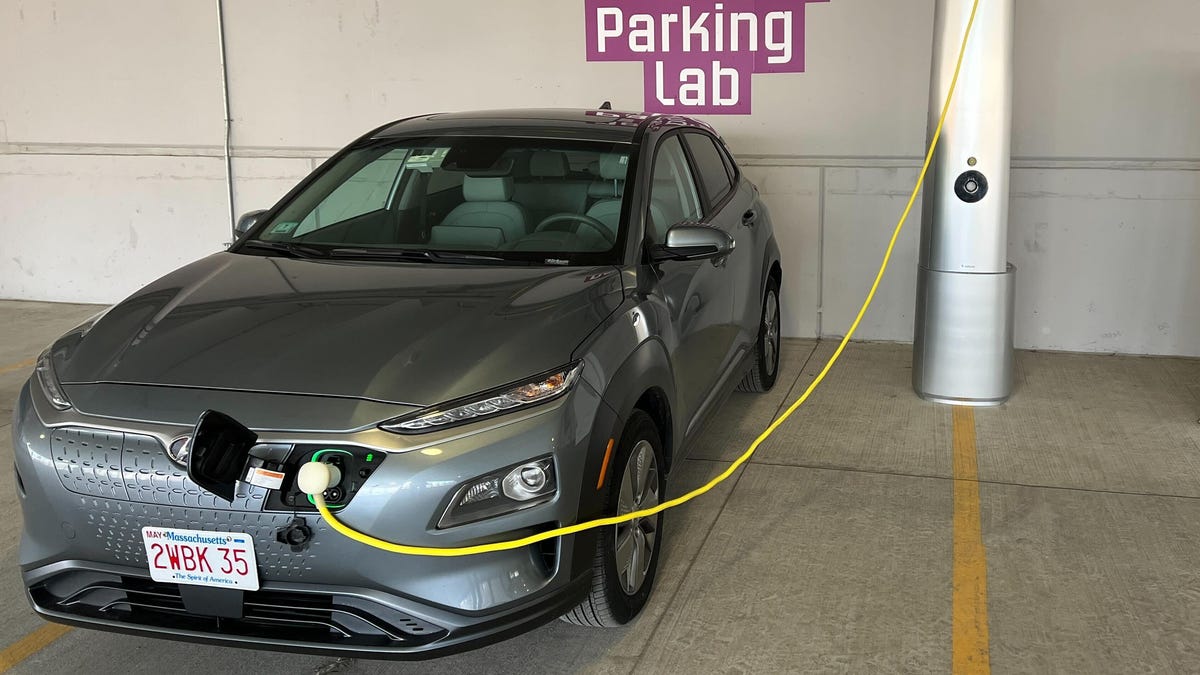 Voltpost lamp post is an EV charger for streets - Europeantech