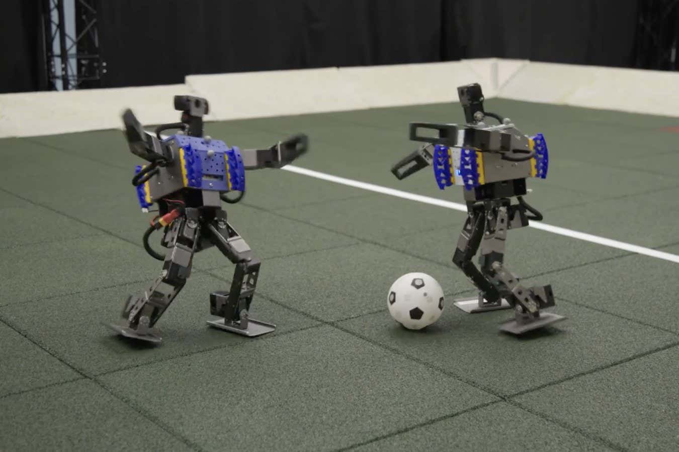 Watch mini humanoid robots showing off their football skills - Europeantech