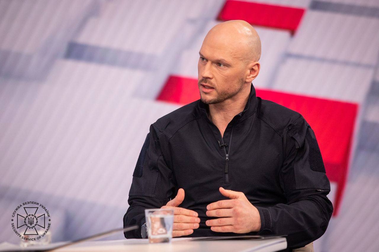 Head of SBU's cybersecurity reassigned to frontline after investigative ...