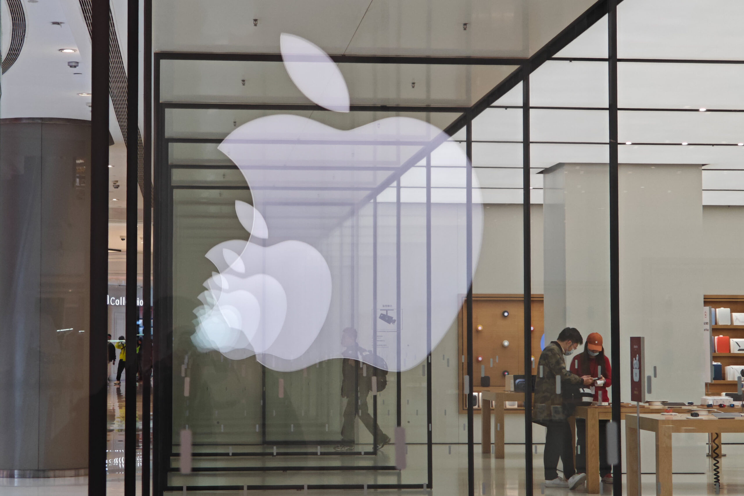 Apple is reportedly developing chips to run AI software in data centers ...
