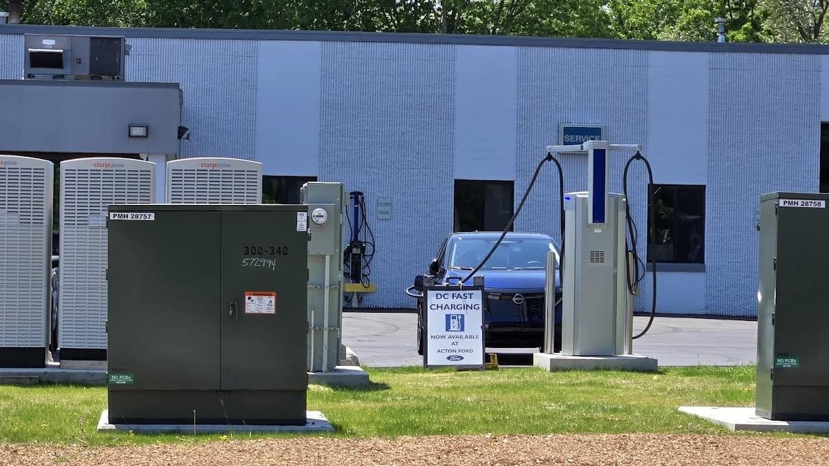 Busting the Myth That an EV Can Be Meaningfully DC Fast Charged While ...