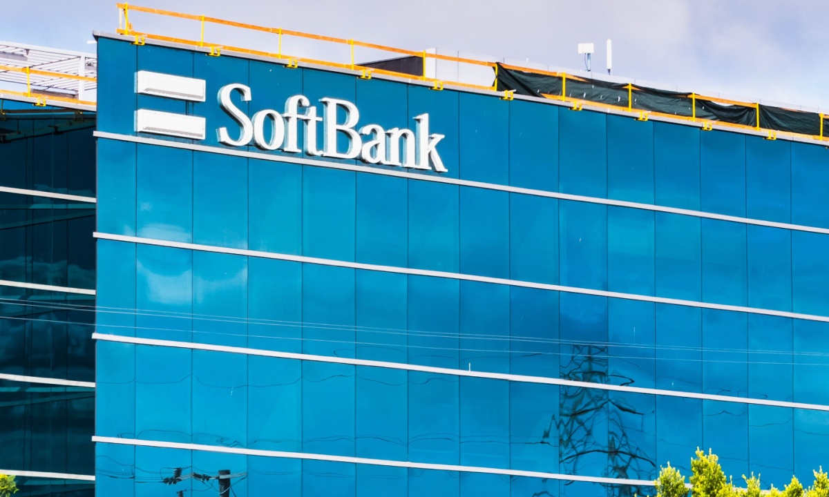 SoftBank Plans to Commit $9 Billion to AI Projects - Europeantech