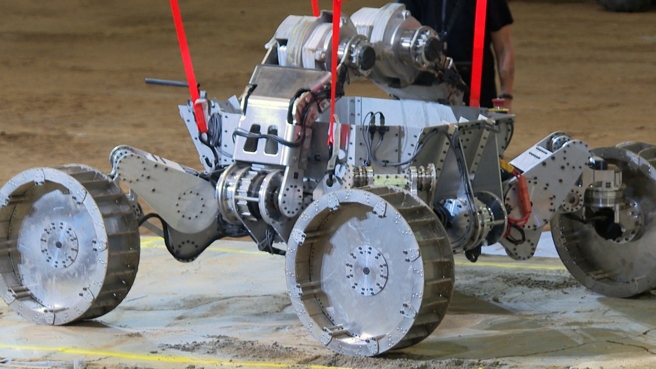 NASA challenges teams to build robots capable of harvesting water on ...